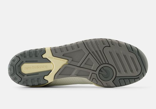 New Balance 550 Mini Logo Release Dates Fall 2024 | SneakerNews.com