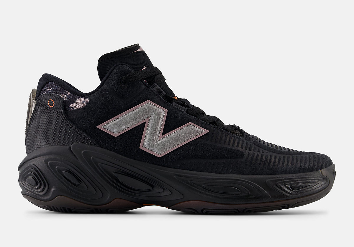 New Balance Fresh Foam BB v2 "Black/Pink" BBFRSHE2 | SneakerNews.com