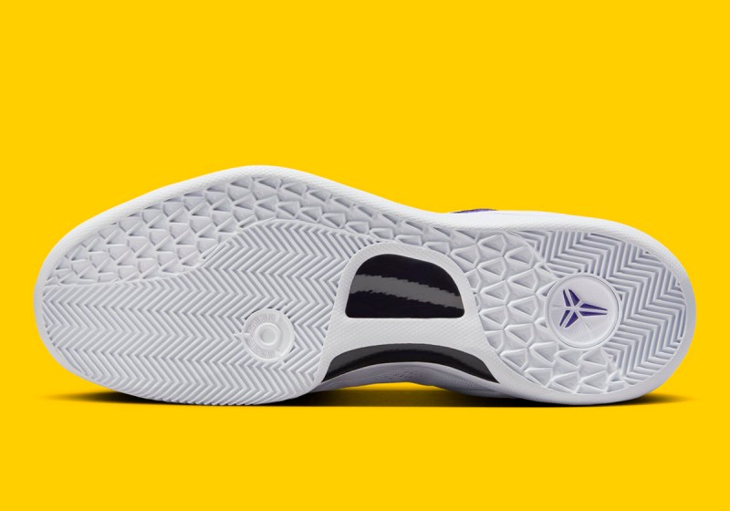 Nike Kobe 8 Protro TB Team Bank Release Date | SneakerNews.com