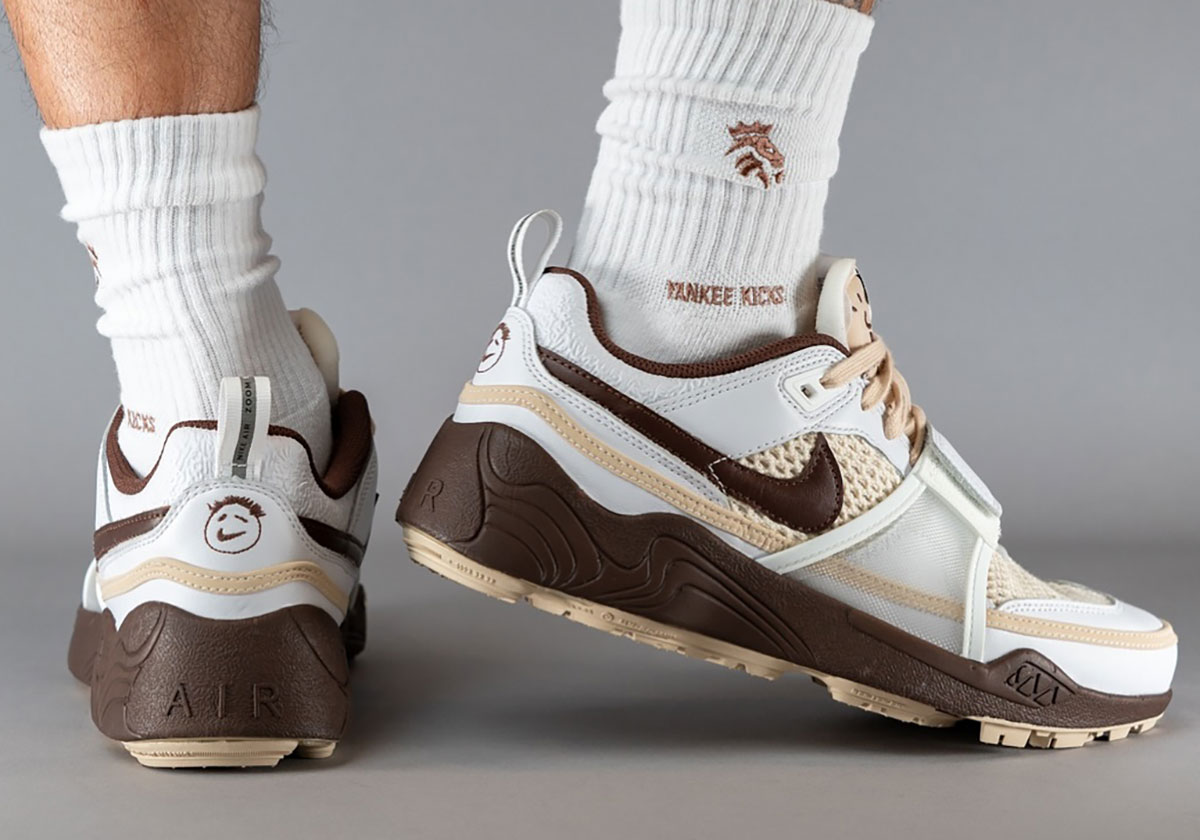 Travis Scott Nike Zoom Field Jaxx "Light Chocolate" HQ3073-100 ...