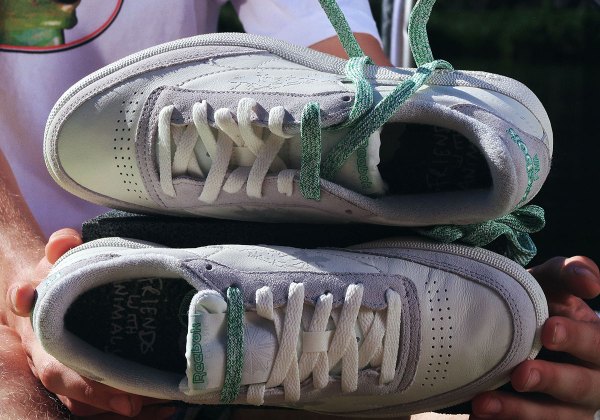 Nike Dunk Low "Halloween" Volt/Black | SneakerNews.com