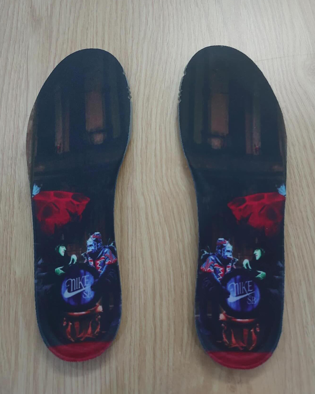 The Wizard of Oz Nike SB Dunk Low FZ1291-600 | SneakerNews.com