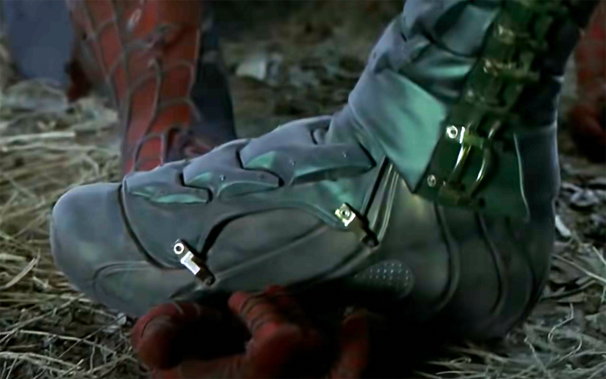 Nike Clogposite "Green Goblin" HF6881-900 | SneakerNews.com