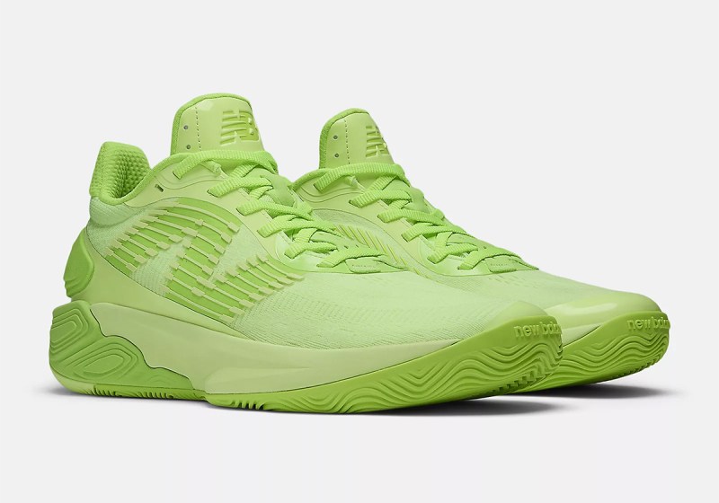 New Balance TWO WXY v5 Release Date | SneakerNews.com