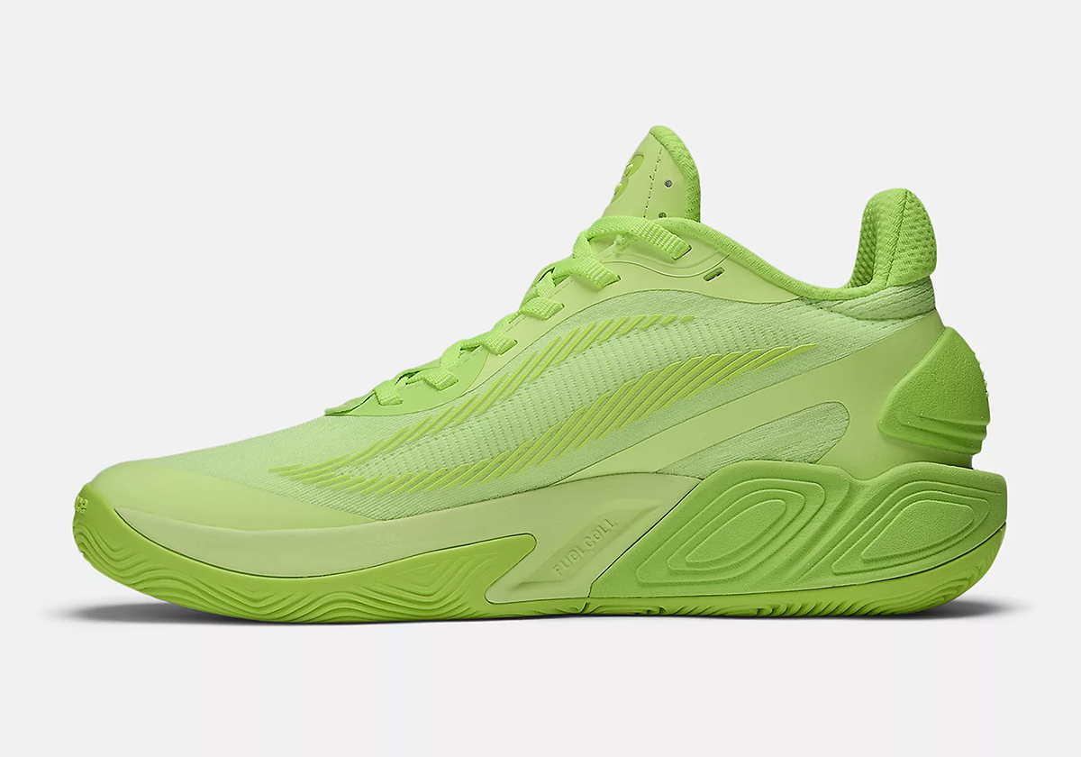 New Balance TWO WXY v5 Release Date | SneakerNews.com