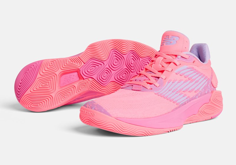 New Balance TWO WXY v5 Release Date | SneakerNews.com