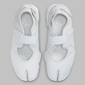 Nike Is Releasing Premium Air Rifts For Women This Holiday Season ...