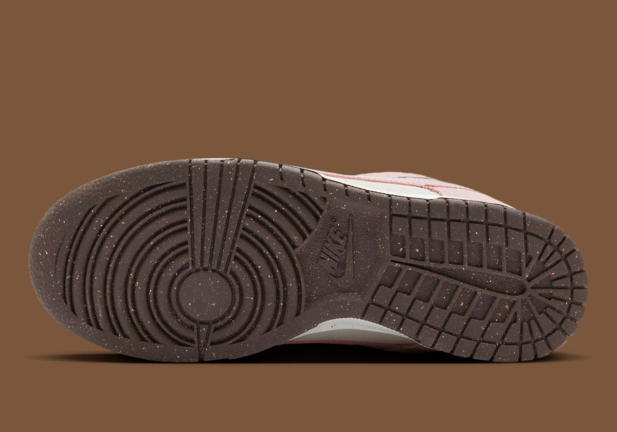 Nike Dunk Low "Double Swoosh" Release Date | SneakerNews.com