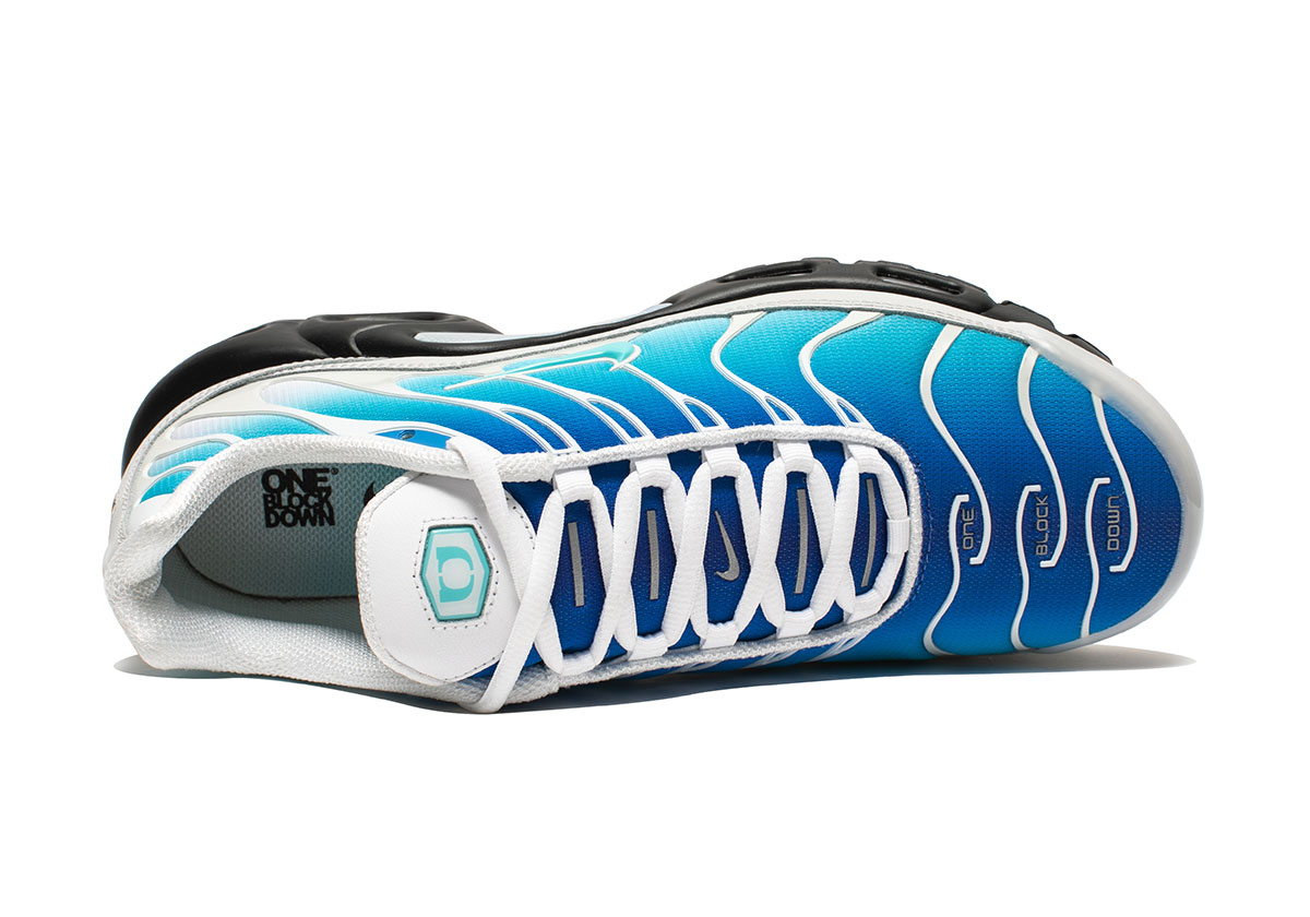 One Block Down Nike Air Max Plus "Reverse" | SneakerNews.com