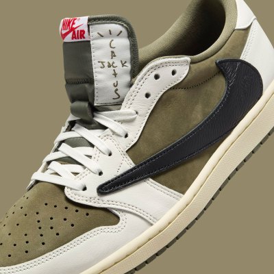 Travis Scott Air Jordan 1 "Medium Olive" | SneakerNews.com