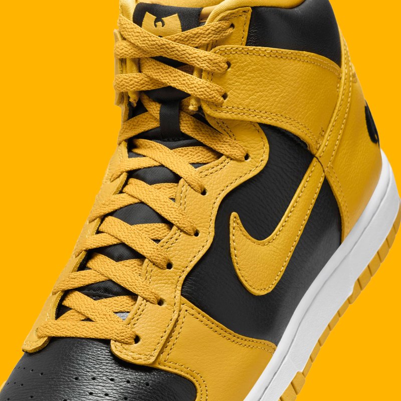 Wu-Tang Nike Dunk Promo Box | SneakerNews.com