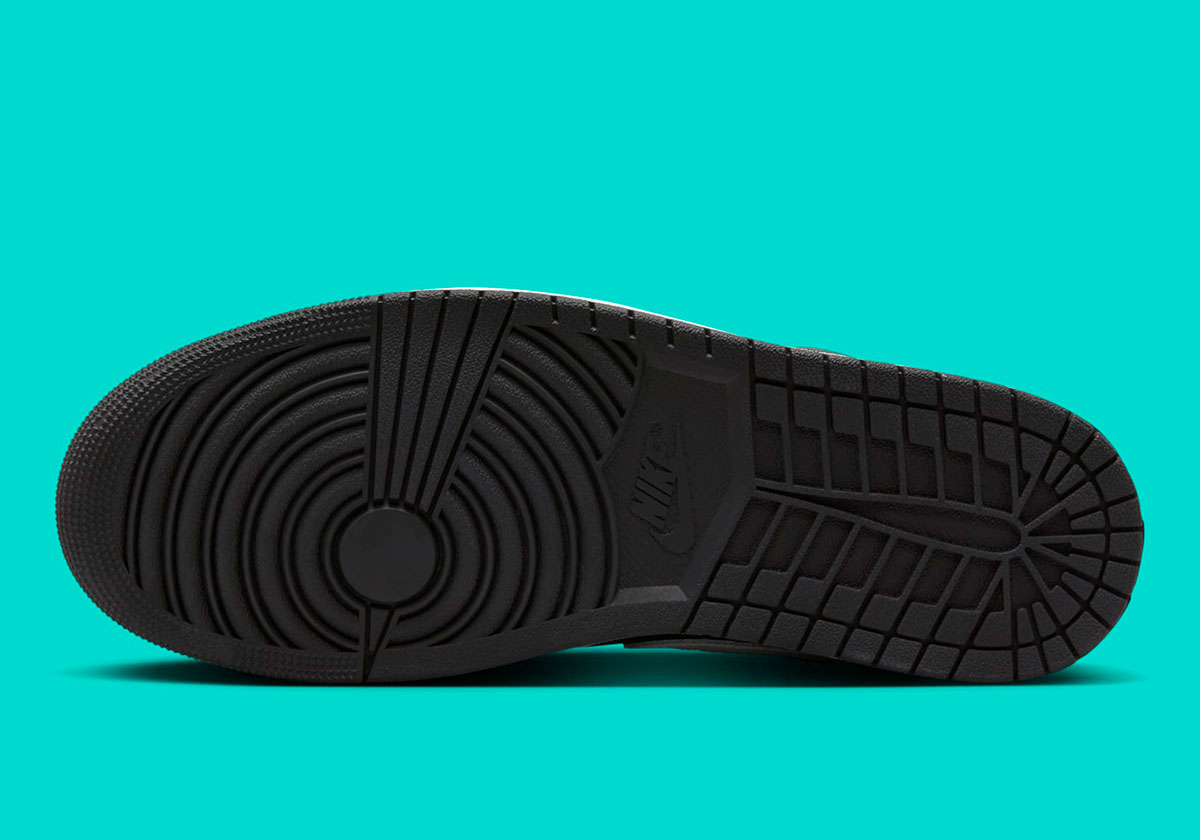 Air Jordan 1 Low Panda 553558-043 | SneakerNews.com