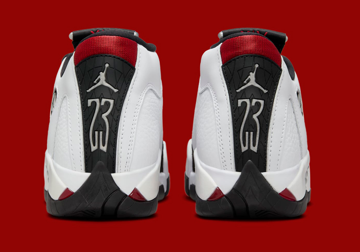 Air Jordan 14 GS "Black Toe" 487524-160 | SneakerNews.com