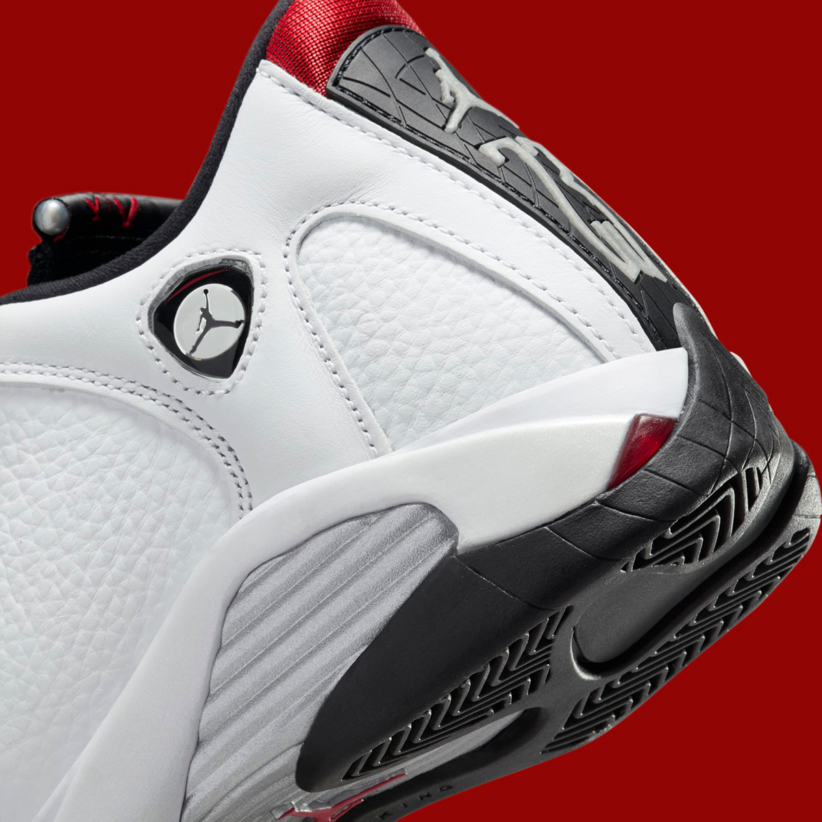Air Jordan 14 GS "Black Toe" 487524-160 | SneakerNews.com