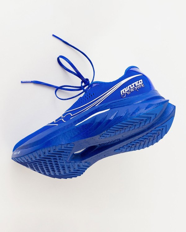 Minted NY Saucony Endorphin Speed 4 | SneakerNews.com