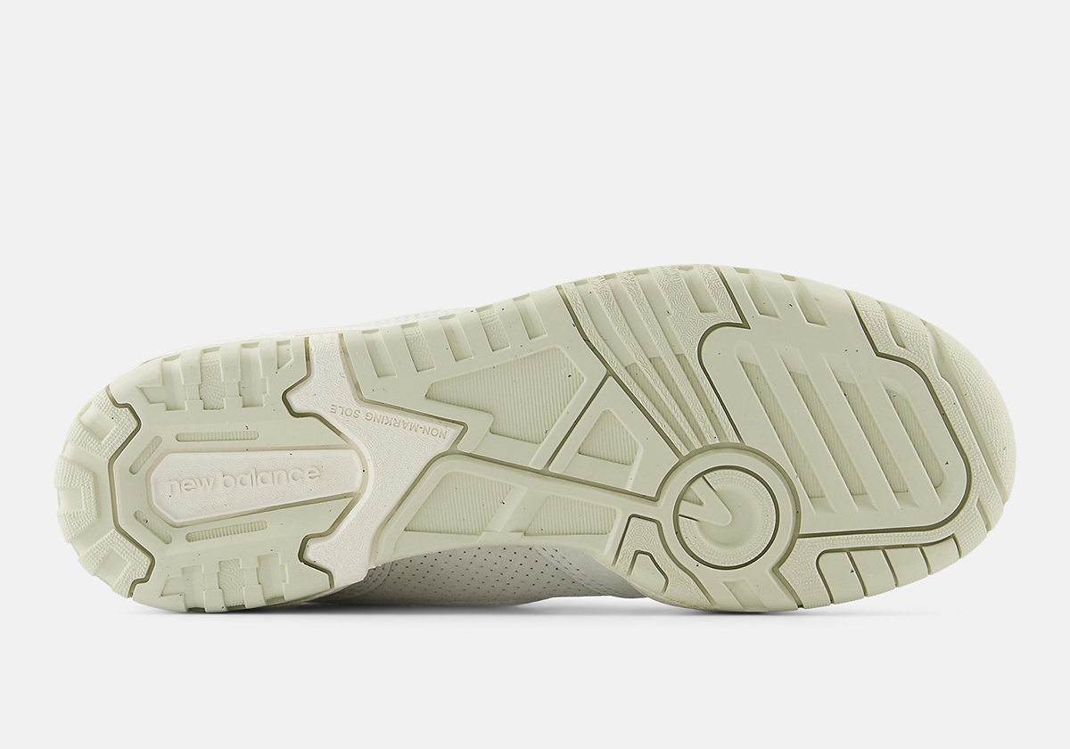 New Balance 550 "Turtledove/Magnet" BBW550RF | SneakerNews.com