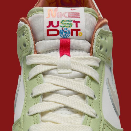 Year Of The Snake Nike Dunk HV6001-101 | SneakerNews.com