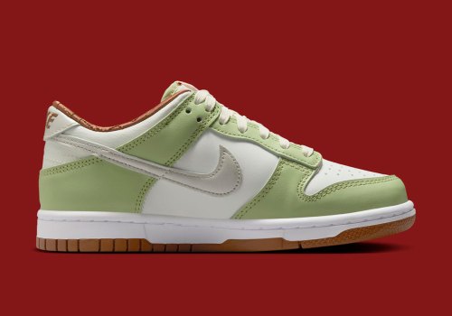 Year Of The Snake Nike Dunk HV6001-101 | SneakerNews.com