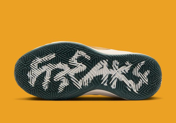 Nike Giannis Freak 6 GS FZ7305-300 SneakerNews.com