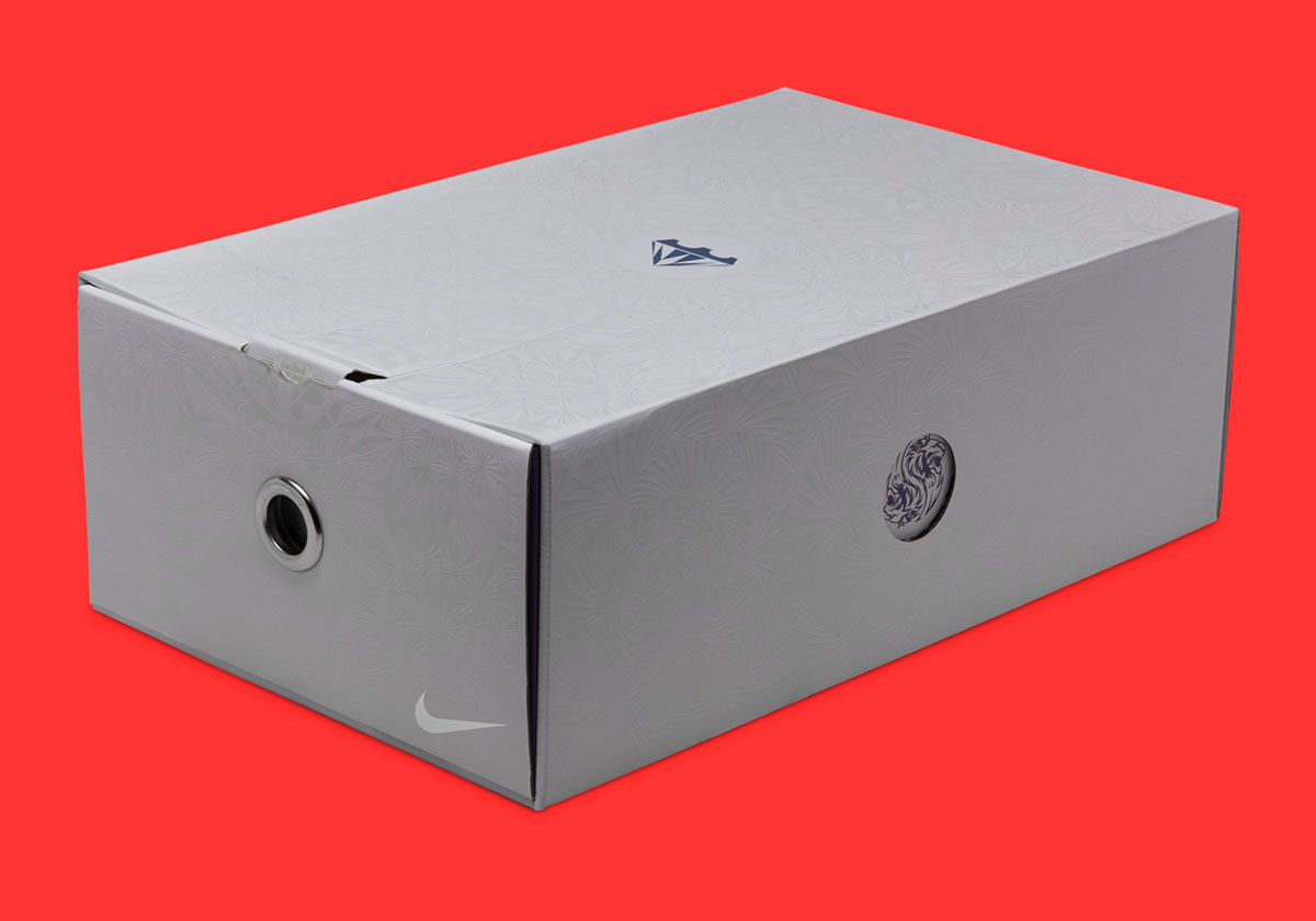 Nike LeBron 22 "Crown Jewel" FZ1094-101 | SneakerNews.com