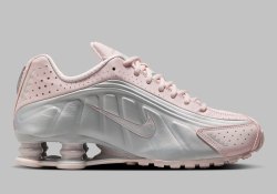 Nike Shox R4 Barely Rose AR3565-600 | SneakerNews.com