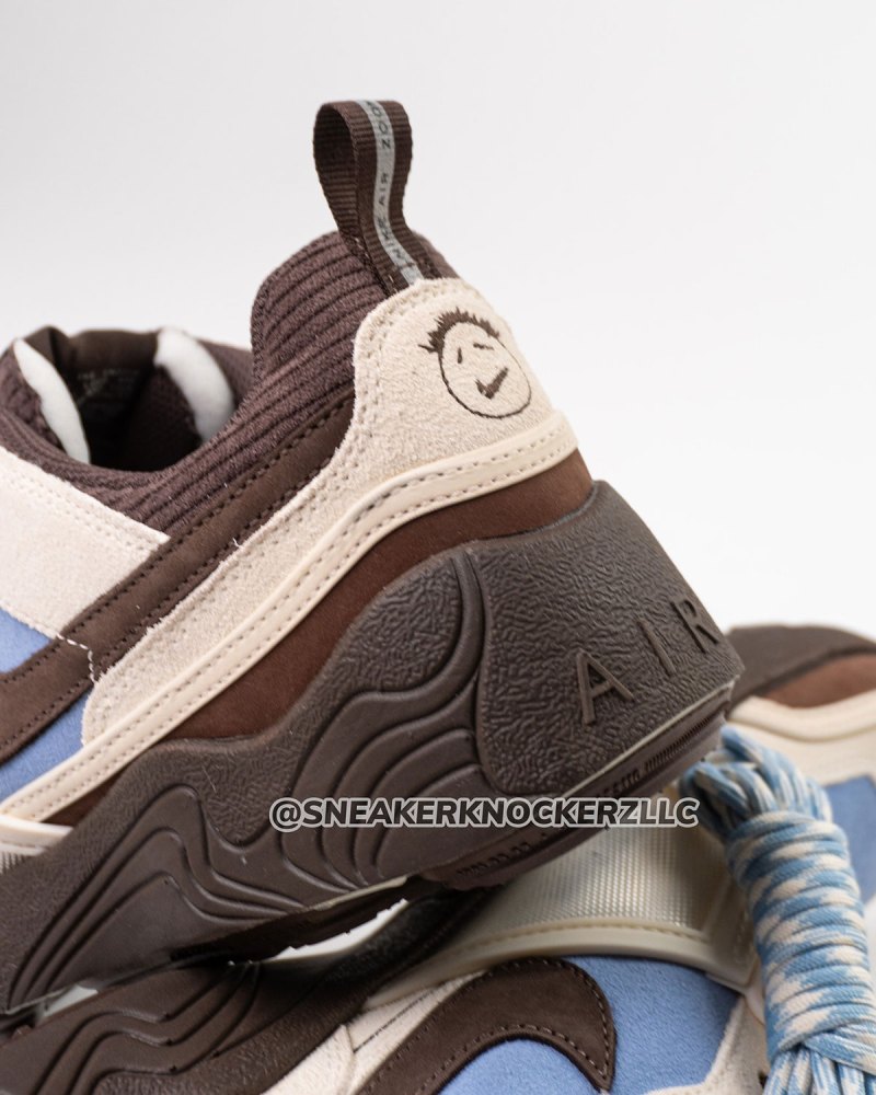 Travis Scott Field Jaxx Leche Blue HQ3072-400 | SneakerNews.com