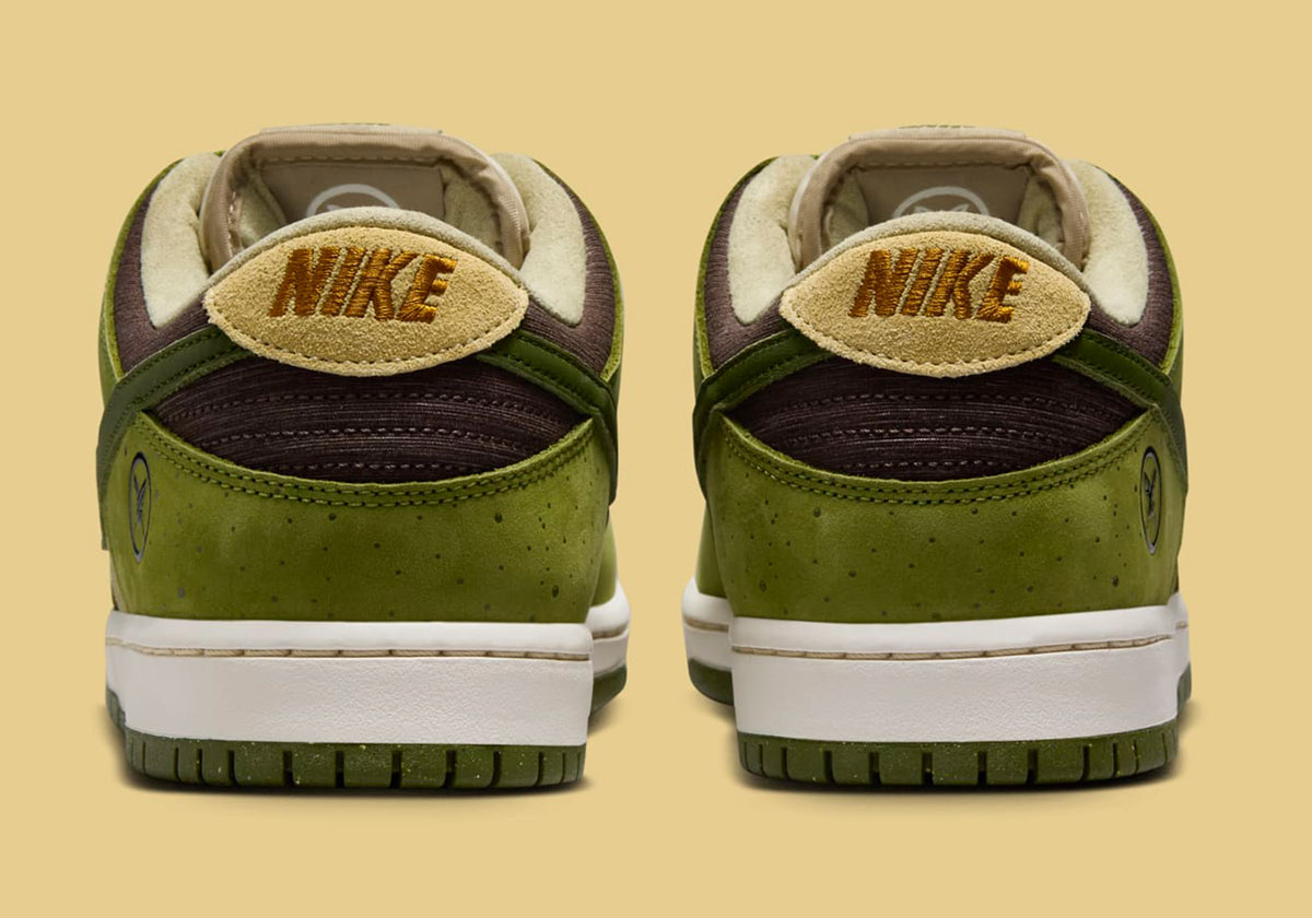 Yuto Horigome Nike SB Dunk "Asparagus" HF8022-300 | SneakerNews.com
