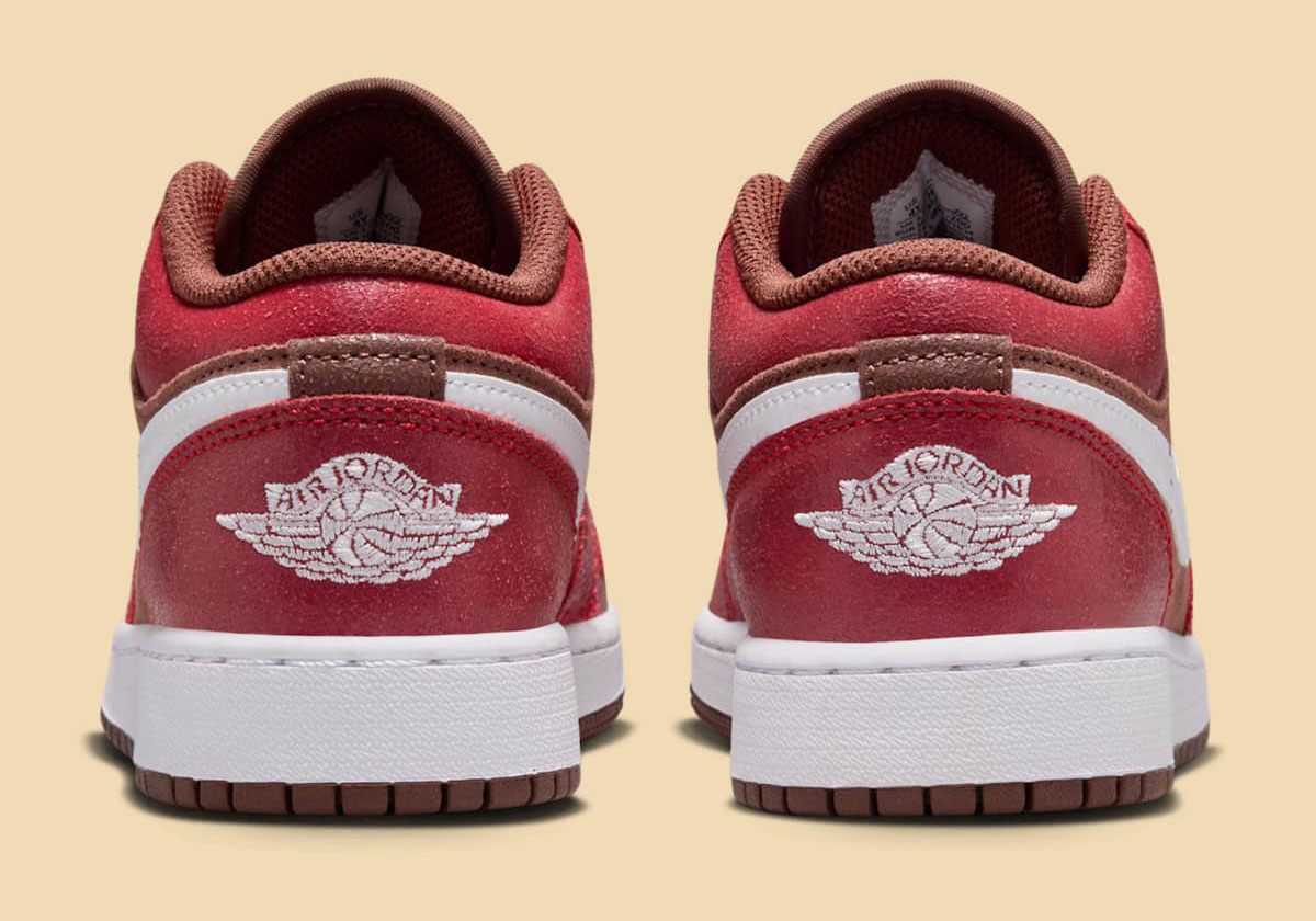 Air Jordan 1 Low GS "Bread & Butter" HF3202-200 | SneakerNews.com