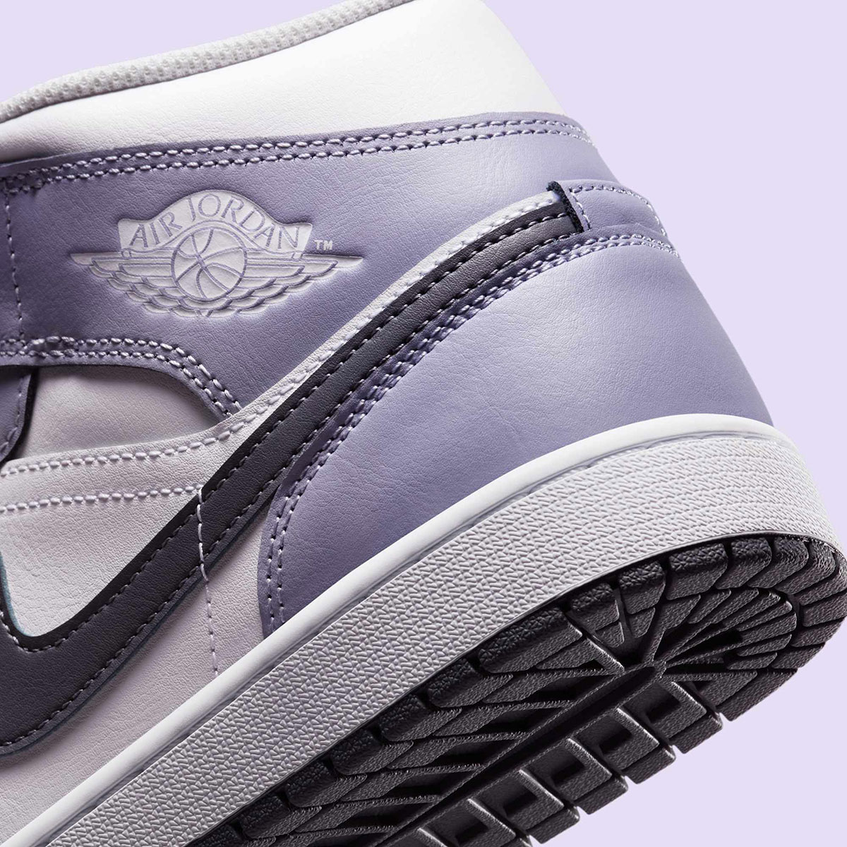 Air Jordan 1 Mid "Purple Violet" DQ8426-145 | SneakerNews.com