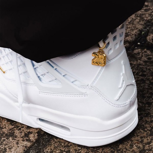 Air Jordan 4 "Net" Phantom Store List FN7251-107 | SneakerNews.com