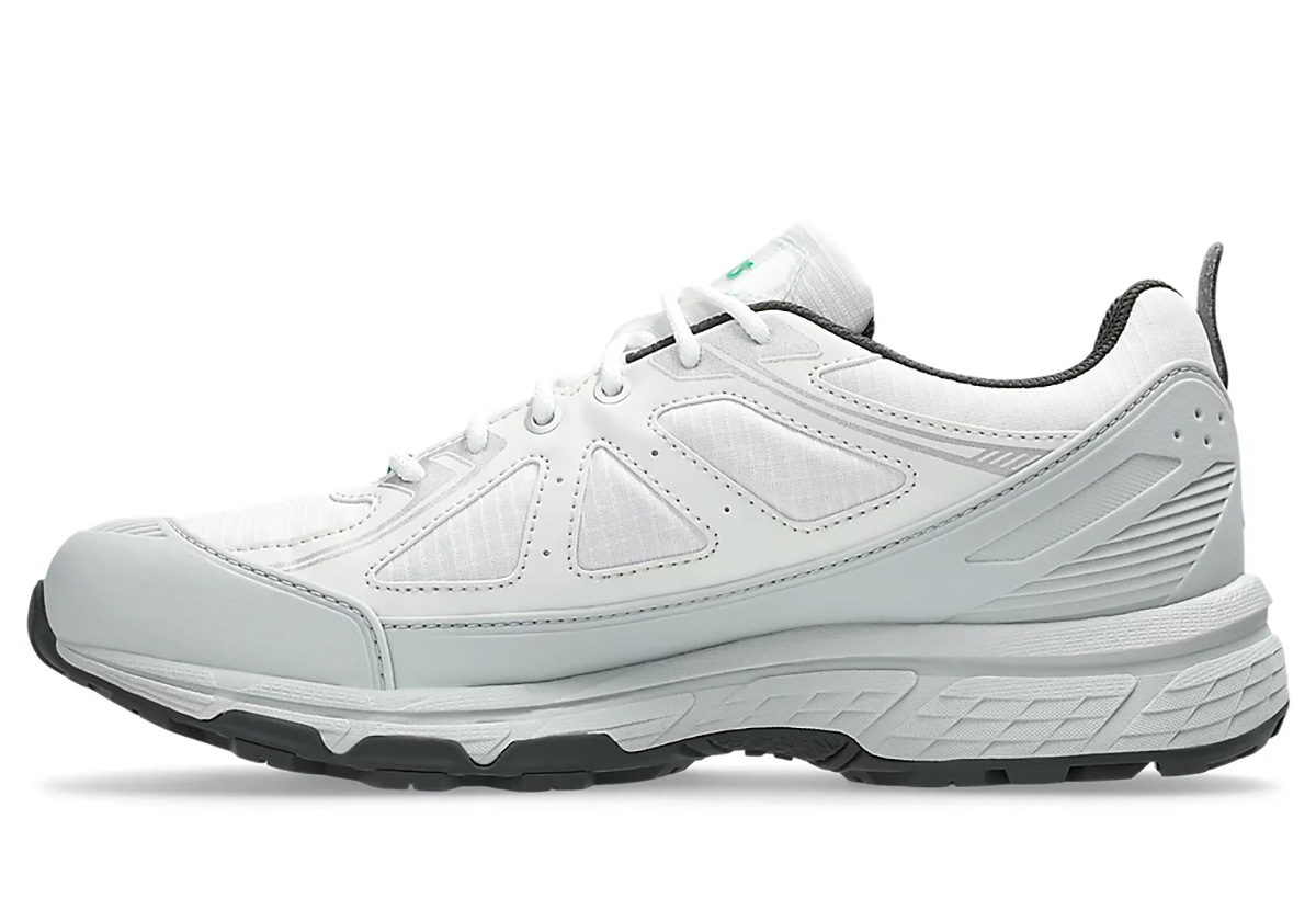 HIDDEN NY ASICS GEL-Venture 6 Shield | SneakerNews.com