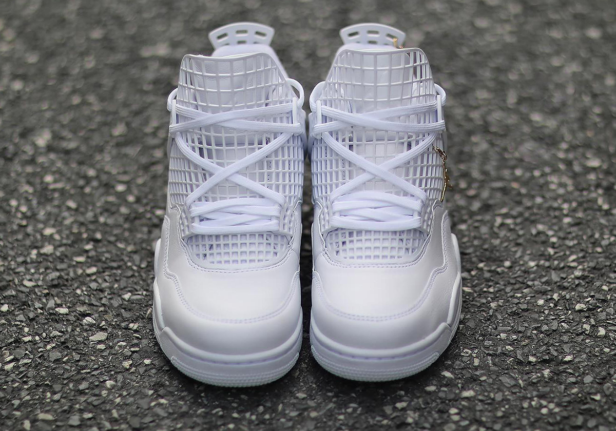 Air Jordan 4 Net "Phantom" FN7251-107 | SneakerNews.com