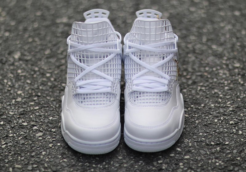 Air Jordan 4 Net "Phantom" FN7251-107 | SneakerNews.com