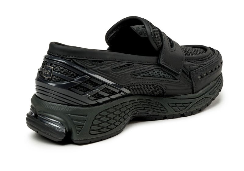 New Balance 1906 Loafer "Black" U1906LAI | SneakerNews.com