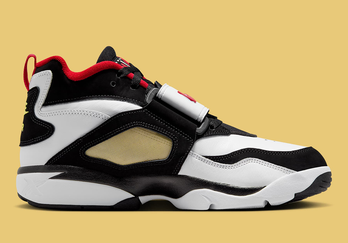 Nike Air Diamond Turfs FZ8224-100 | SneakerNews.com