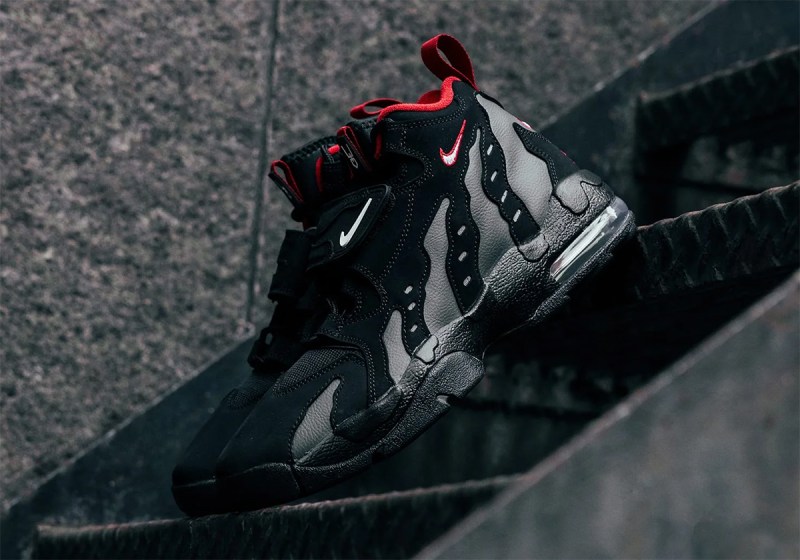 Nike Air DT Max 96 Falcons HQ3620-010 | SneakerNews.com