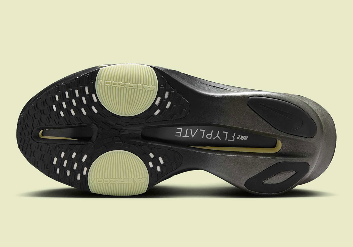 Nike AlphaFly 3 Black HV6350-001 SneakerNews.com