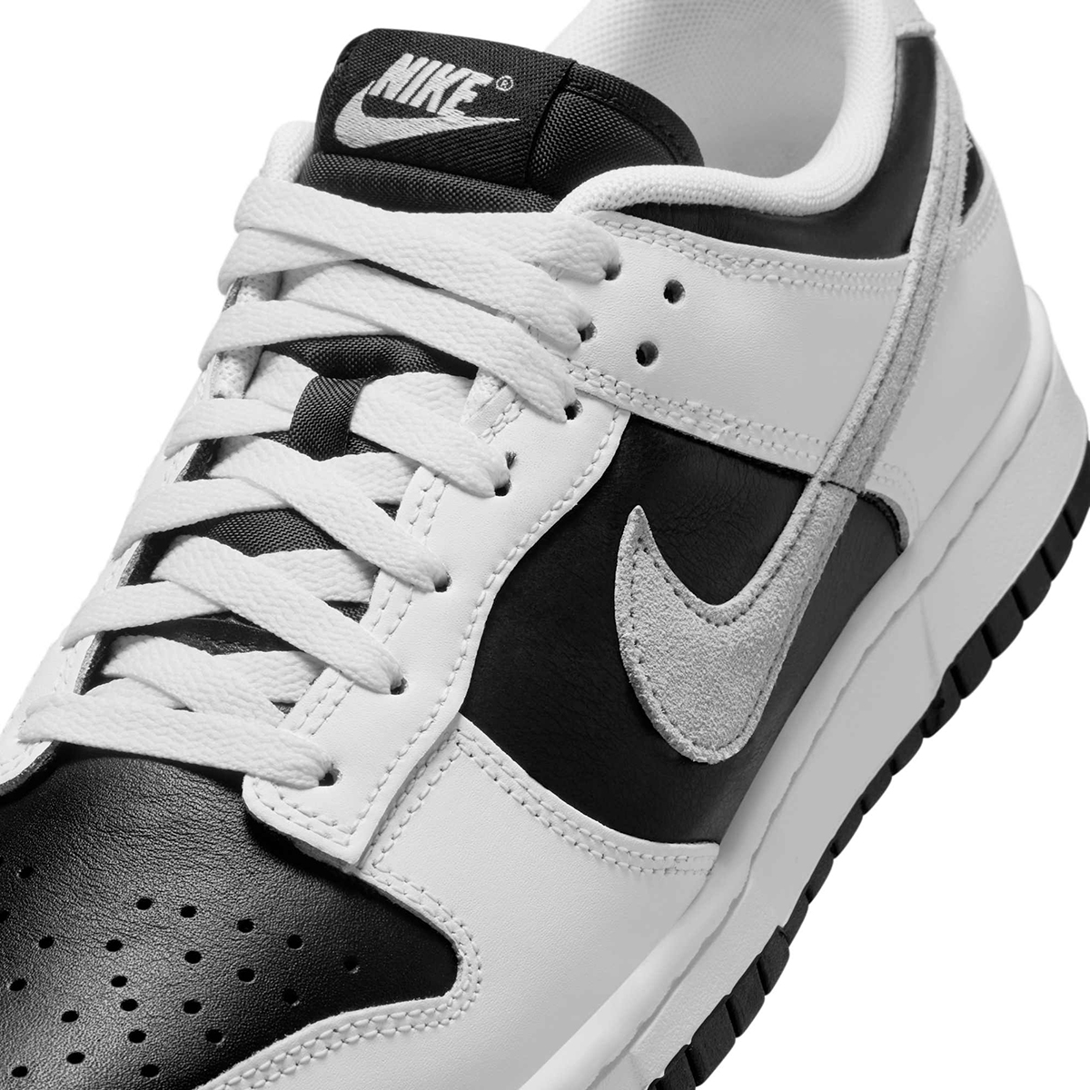 Nike Reverse Panda Dunks IB4620-141 | SneakerNews.com