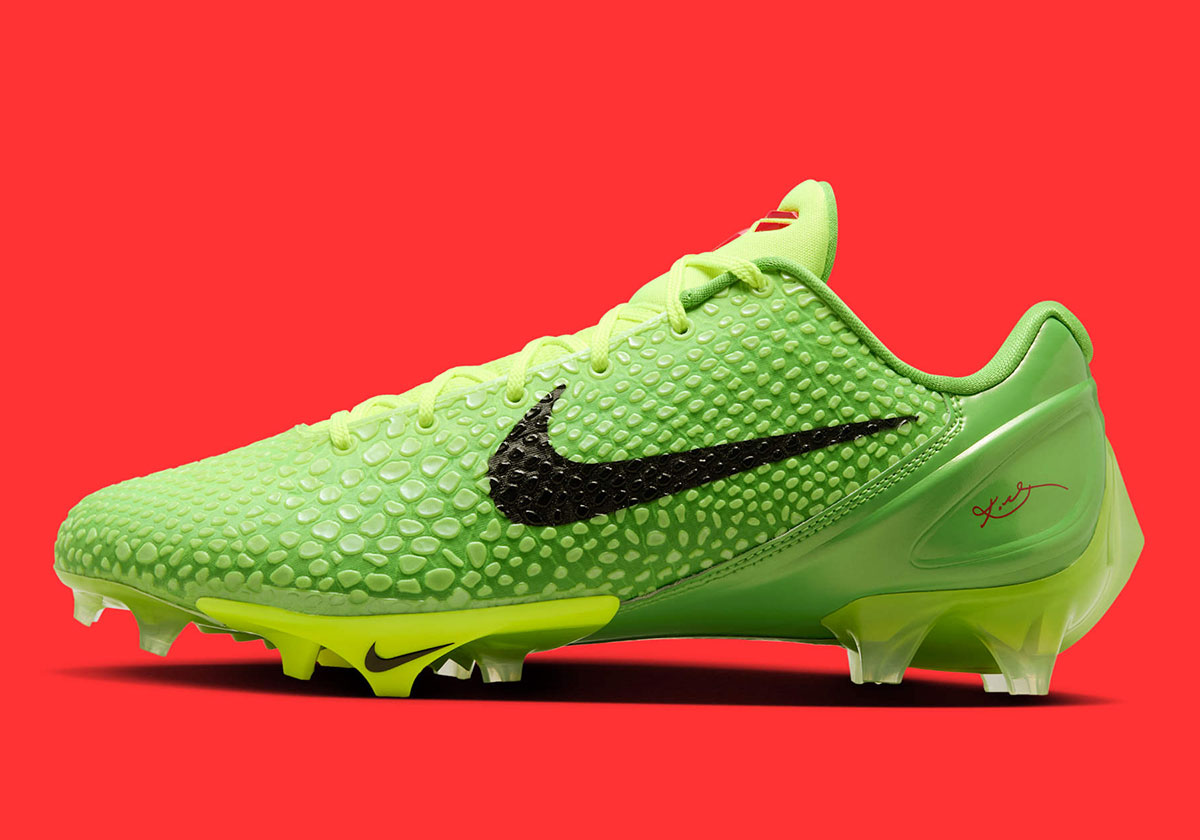 Nike Kobe 6 Grinch Vapor Edge Cleats FQ7645-300 | SneakerNews.com