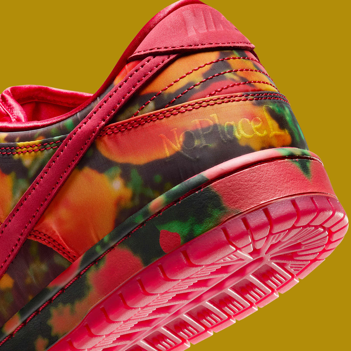 Wizard Of Oz Dunks Store List | SneakerNews.com