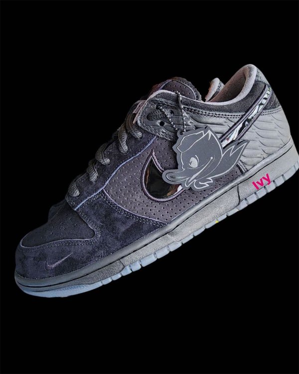 Nike What The Duck Dunk Oregon Black | SneakerNews.com