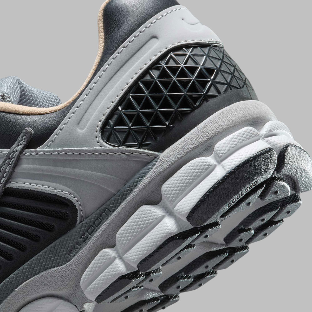 Nike Zoom Vomero 5 "Smoke Grey" HV5982-001 | SneakerNews.com