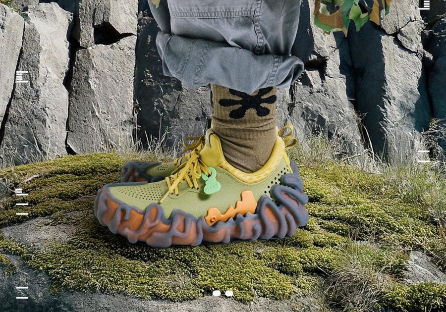 Salehe Bembury Crocs Pollex Clog Borealis | SneakerNews.com