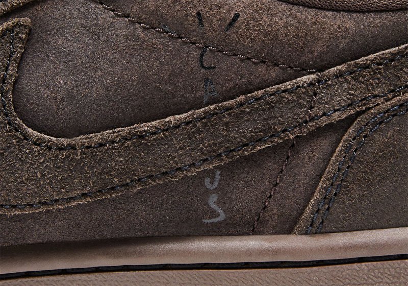 Velvet Brown Travis Scott Jordan 1 Low DM7866-202 | SneakerNews.com