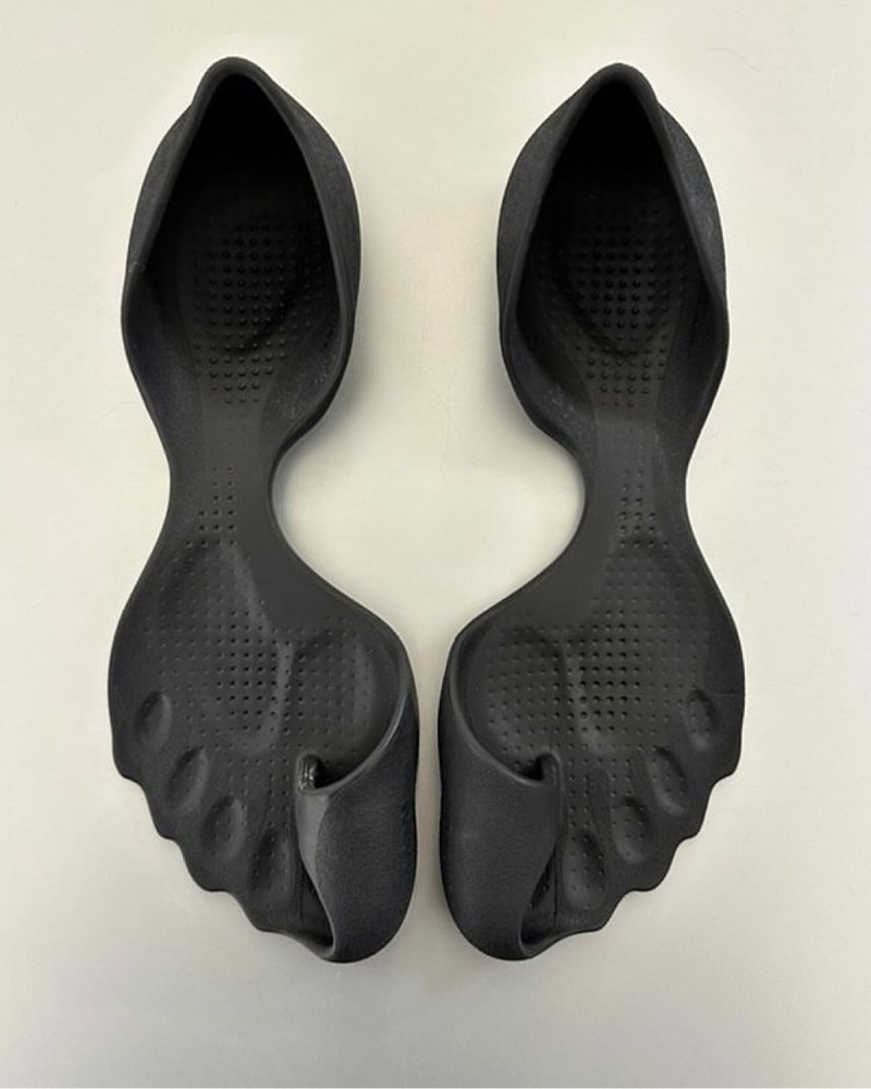 Balenciaga Barefoot Zero Shoe | SneakerNews.com