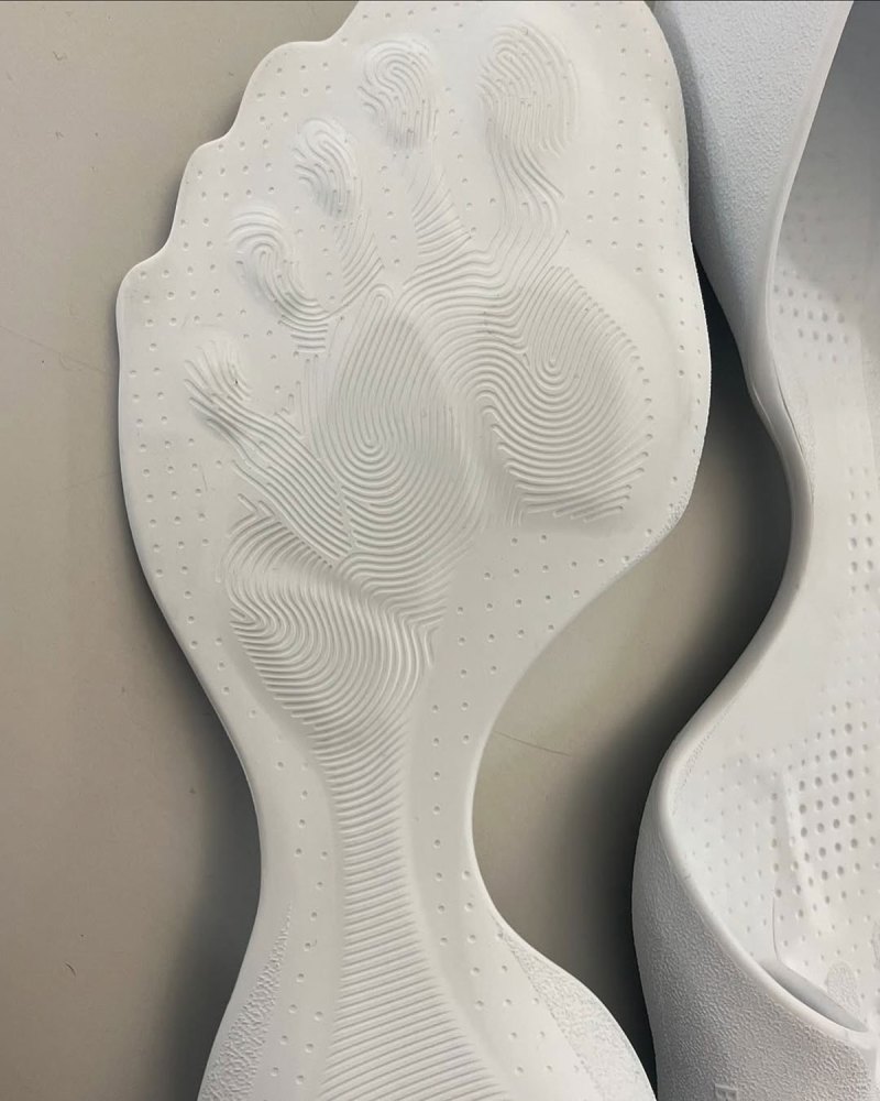 Balenciaga Barefoot Zero Shoe | SneakerNews.com