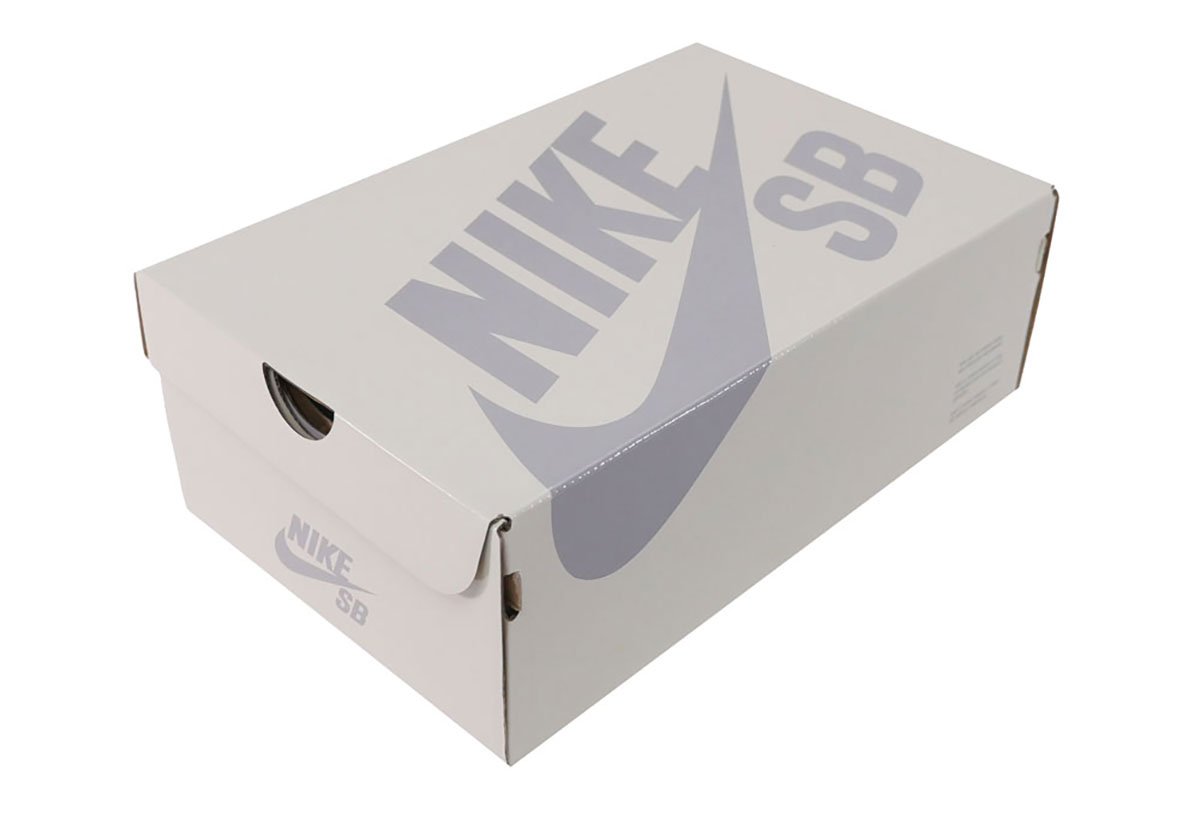 Chocolate Skateboards Nike SB Dunk Low Release Date | SneakerNews.com