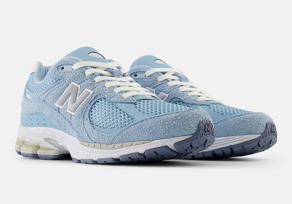 New Balance 1906R Chrome Blue M1906RBL | SneakerNews.com