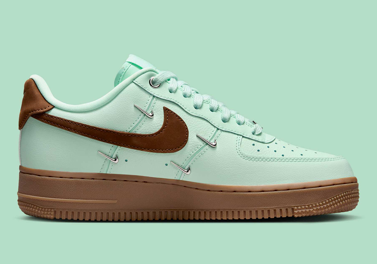 Nike Air Force 1 Mint Chocolate IB8894-329 | SneakerNews.com