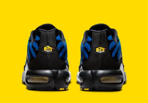 Nike Air Max Plus "Hyper Blue" DX0755-001 | SneakerNews.com